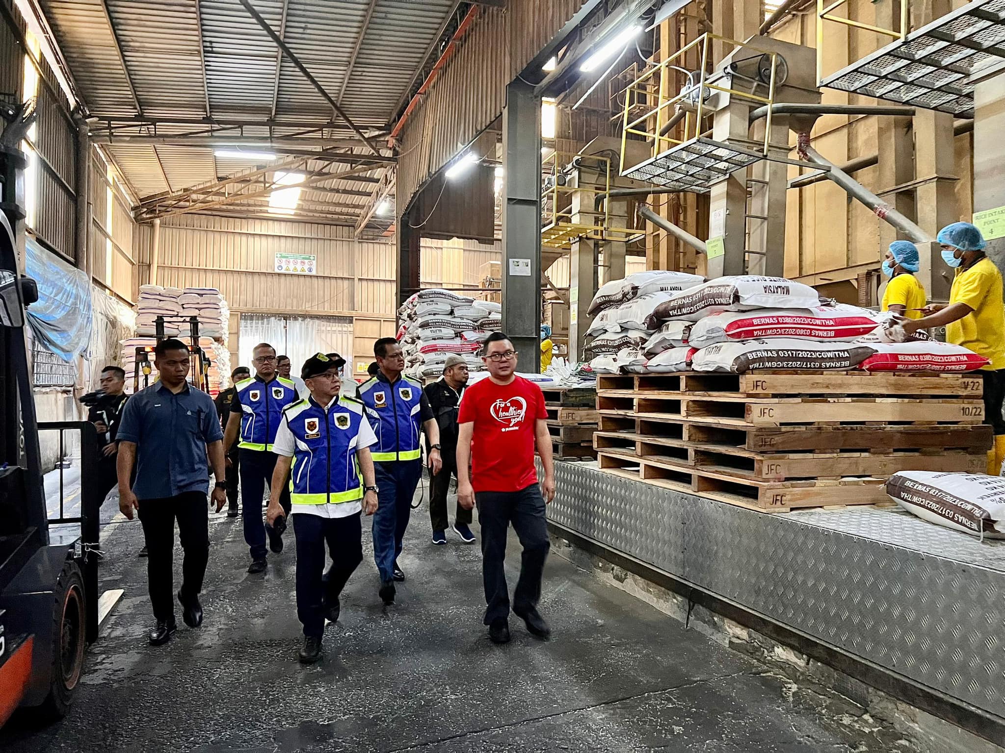 KPKM ambil sampel beras untuk analisis, lakukan operasi bersepadu ...