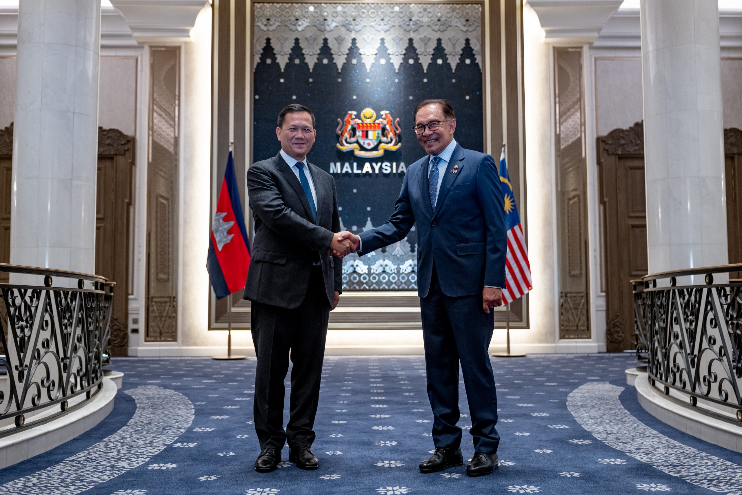 MoU antara Bank Negara Malaysia dan Bank Kebangsaan Kemboja sangat bermakna - PM Anwar - Media ...