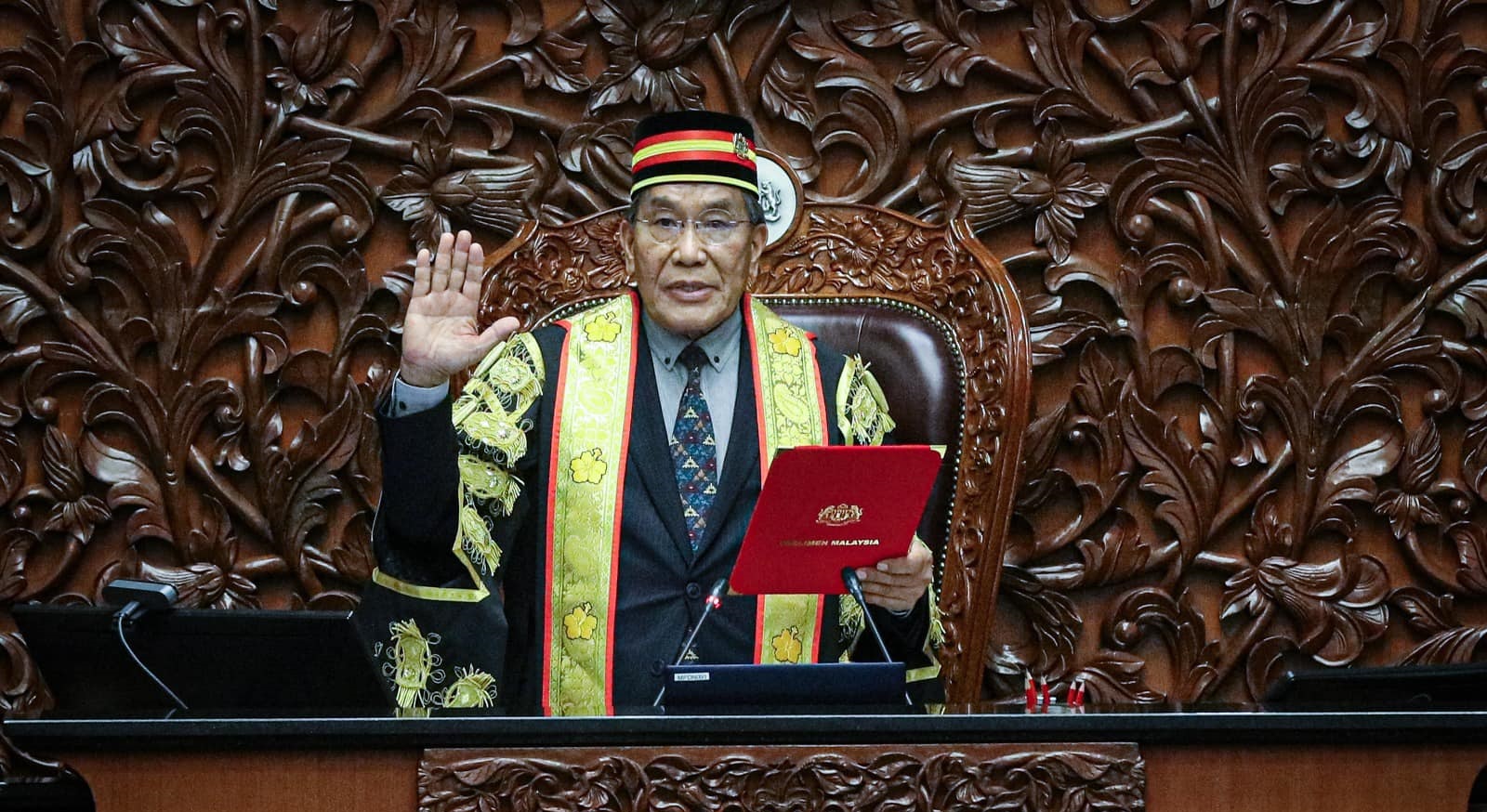 Mutang Tagal dilantik sebagai Speaker Dewan Negara baharu - Media Madani