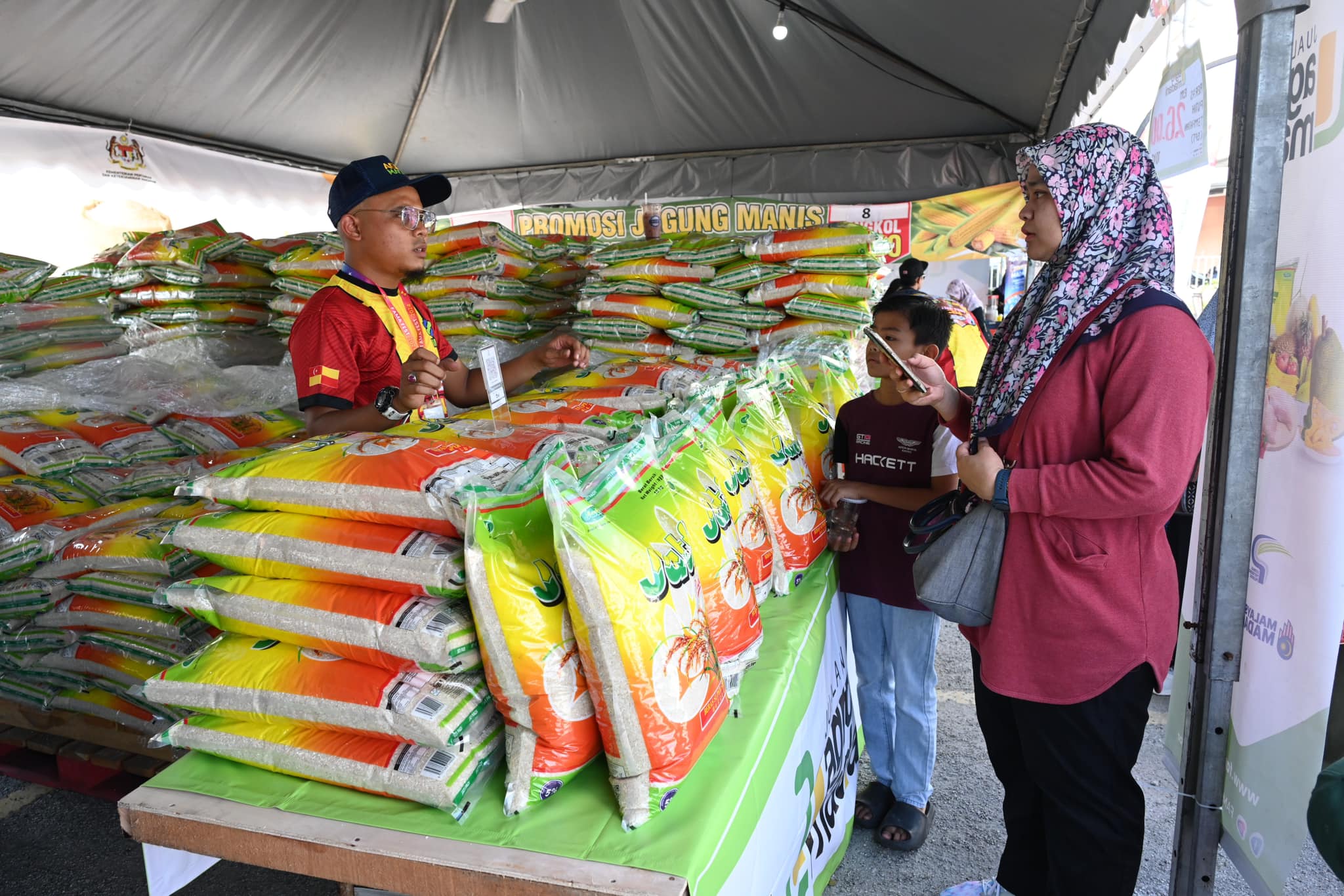 Penjualan beras tanpa lesen runcit, 94 iklan atas talian telah ...